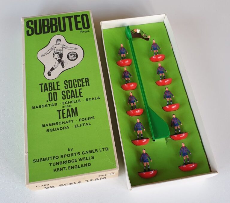 Vintage Subbuteo HW Team (Ref. 19) BARCELONA - Vintage Toys & Games